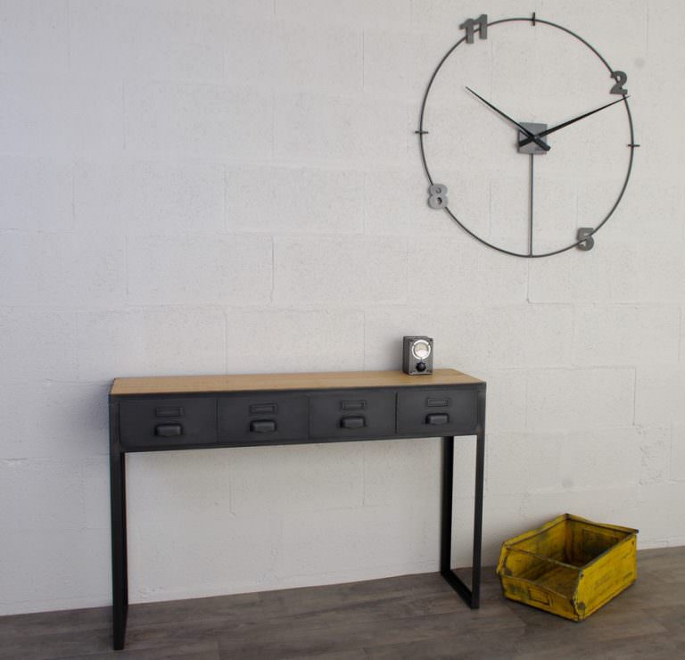 Console style industriel avec tiroirs sur-mesure. Fabriquée à notre atelier